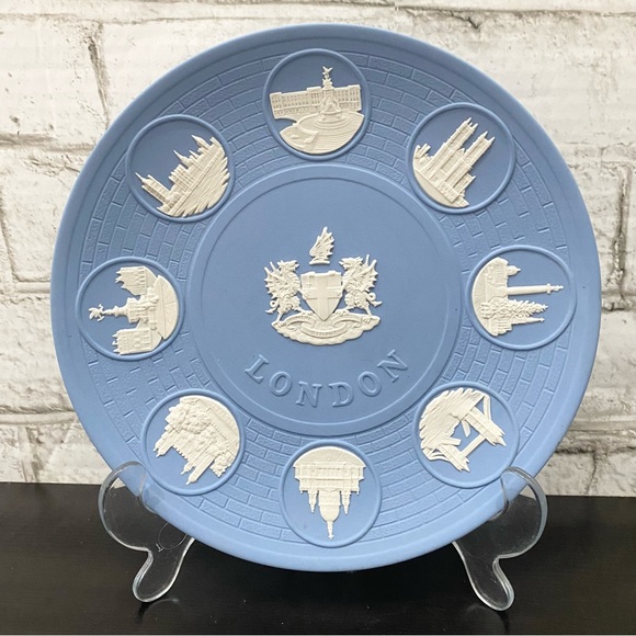 Wedgwood | Accents | Vintage Wedgwood London Landmarks Blue Jasperware ...